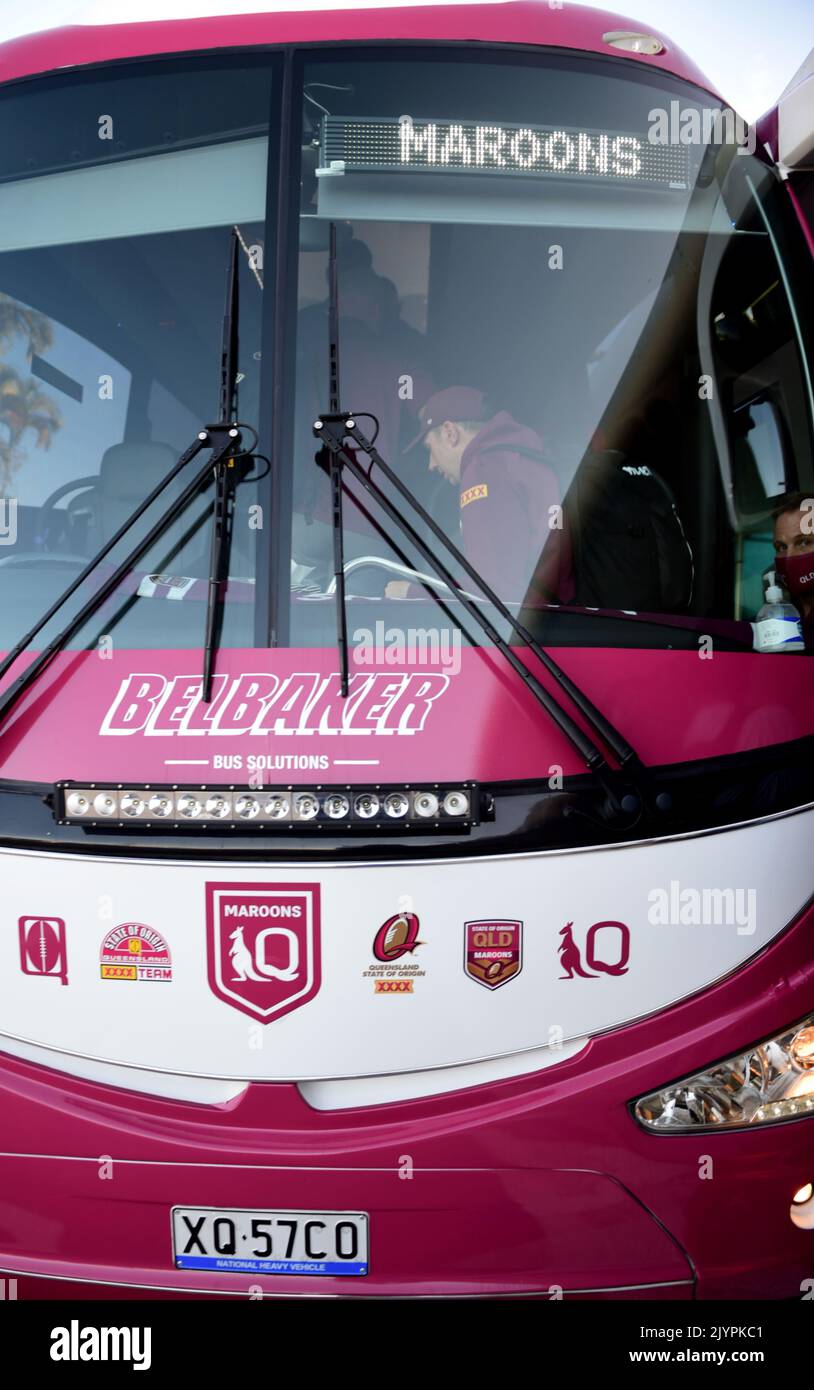 The Queensland Maroons State of Origin team arrives at Townsville ...