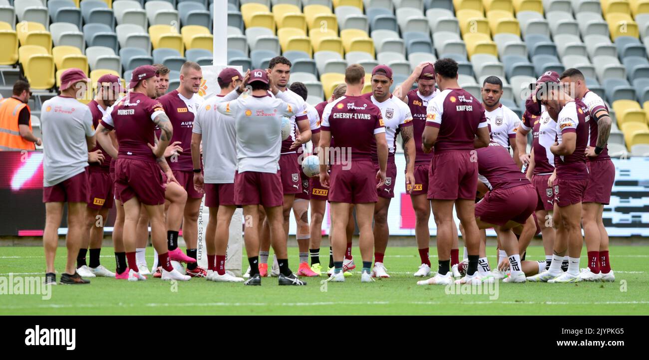 Maroons Captain's training run at Queensland Country Bank Stadium in ...