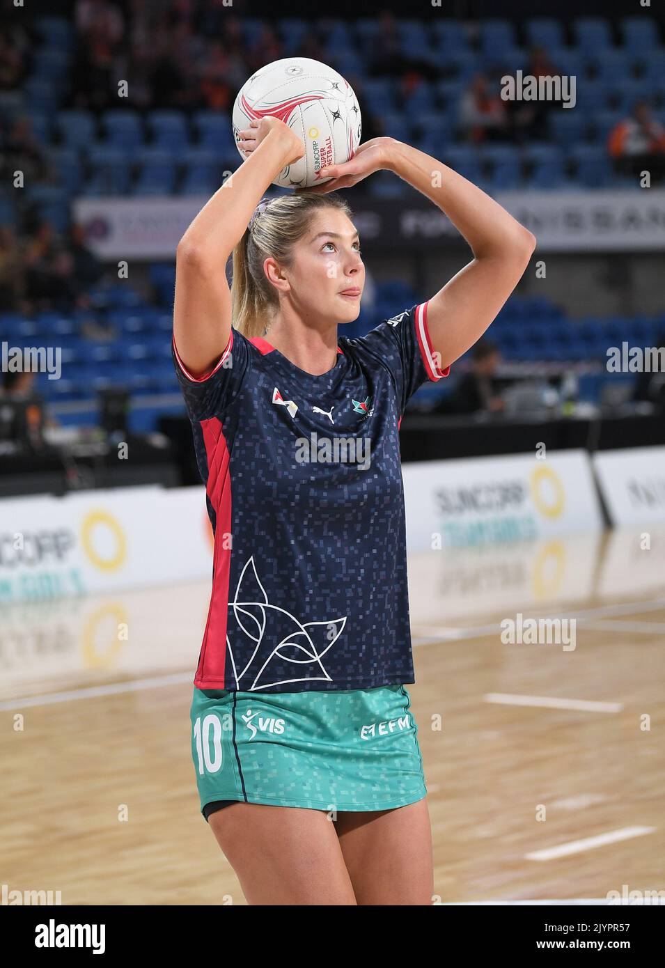 The Vixens warming up before the Round 7 Super Netball match between ...