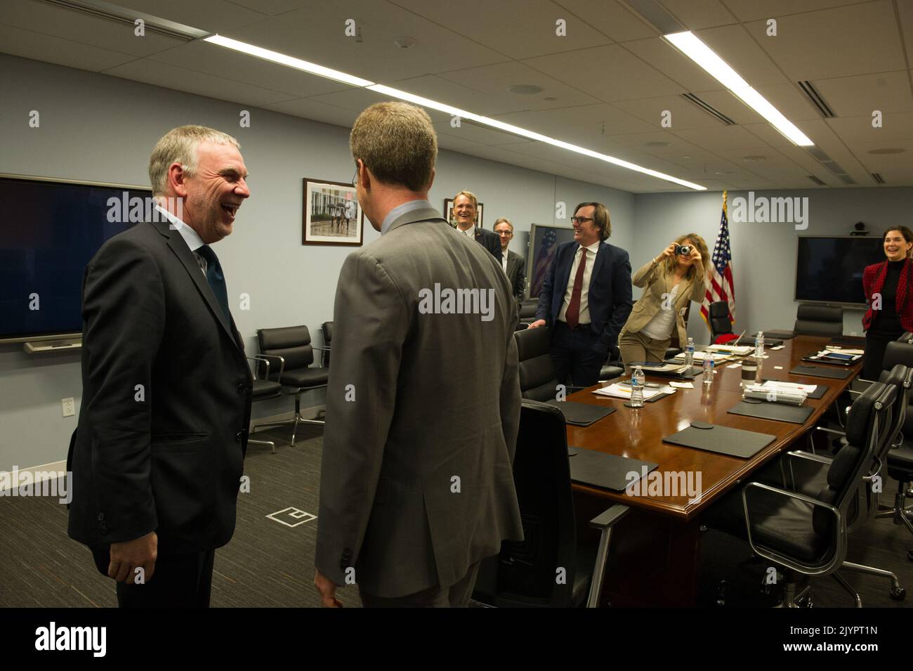 Secretary Shaun Donovan and aides meeting with German Planning Minister ...