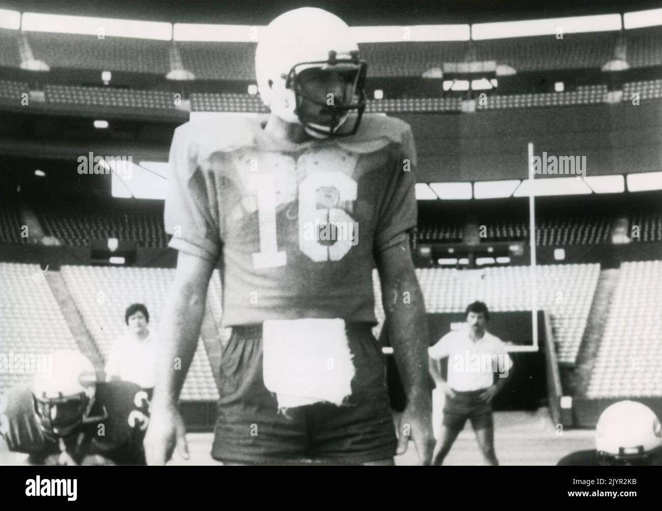 Magnum pi tv tom selleck hi-res stock photography and images - Alamy