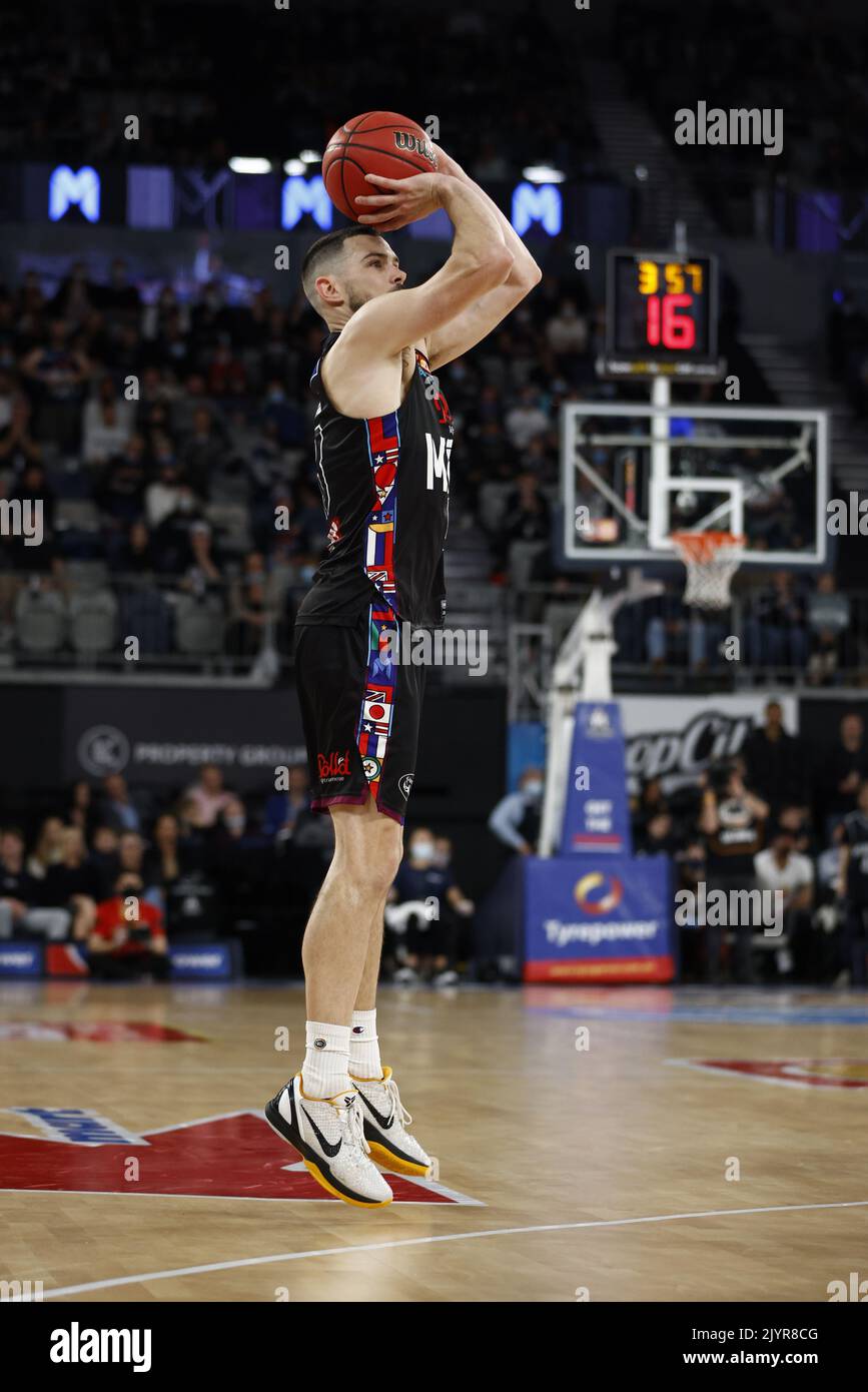 Chris Goulding of United shoots during the NBL Final Game 3 match ...