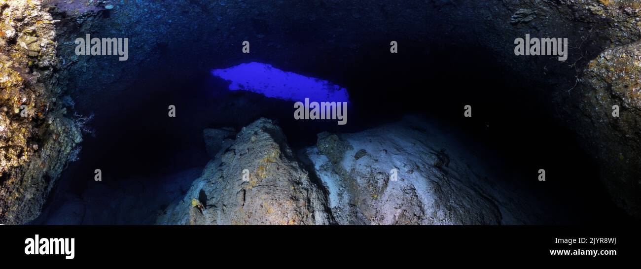 Underwater cave view panorama. A 180° panorama that weighs no less than ...