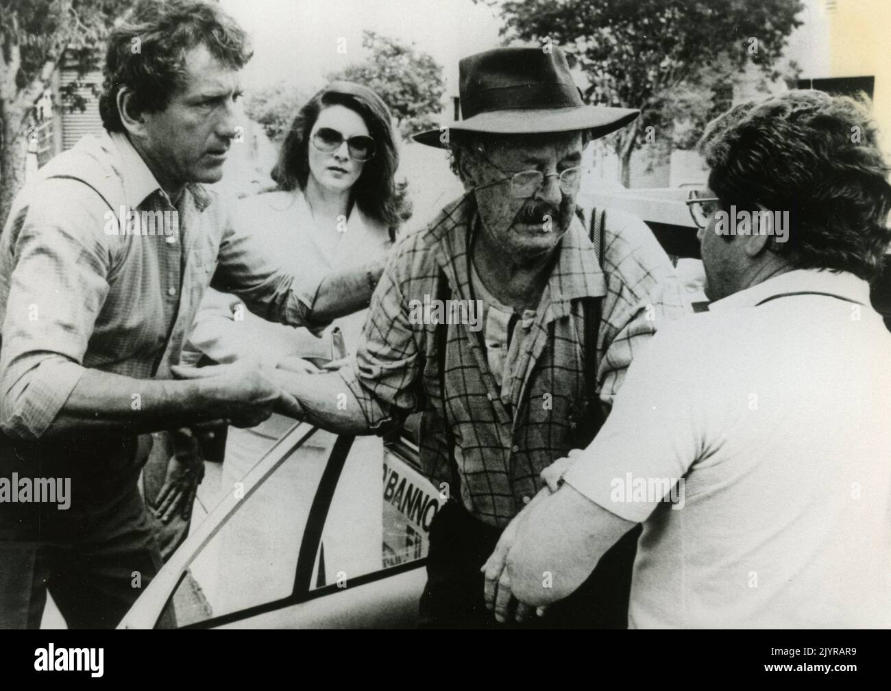 Deadline usa and film hi-res stock photography and images - Alamy