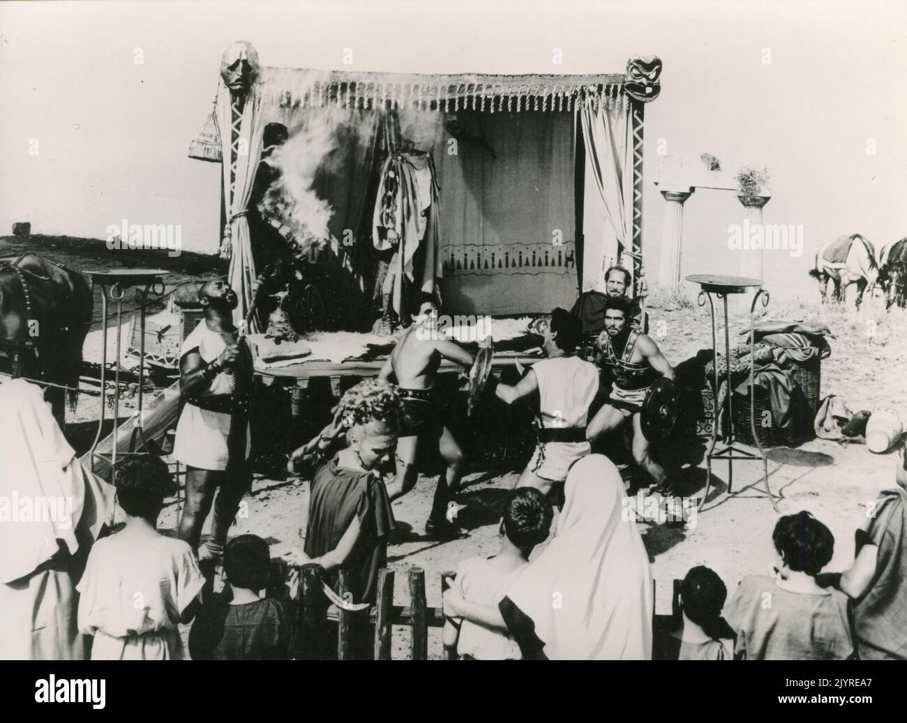 Gladiators hi-res stock photography and images - Alamy