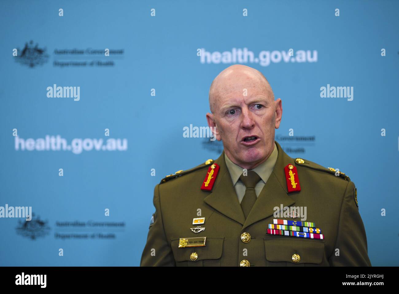 COVID-19 Taskforce Commander, Lieutenant General John Frewen addresses ...