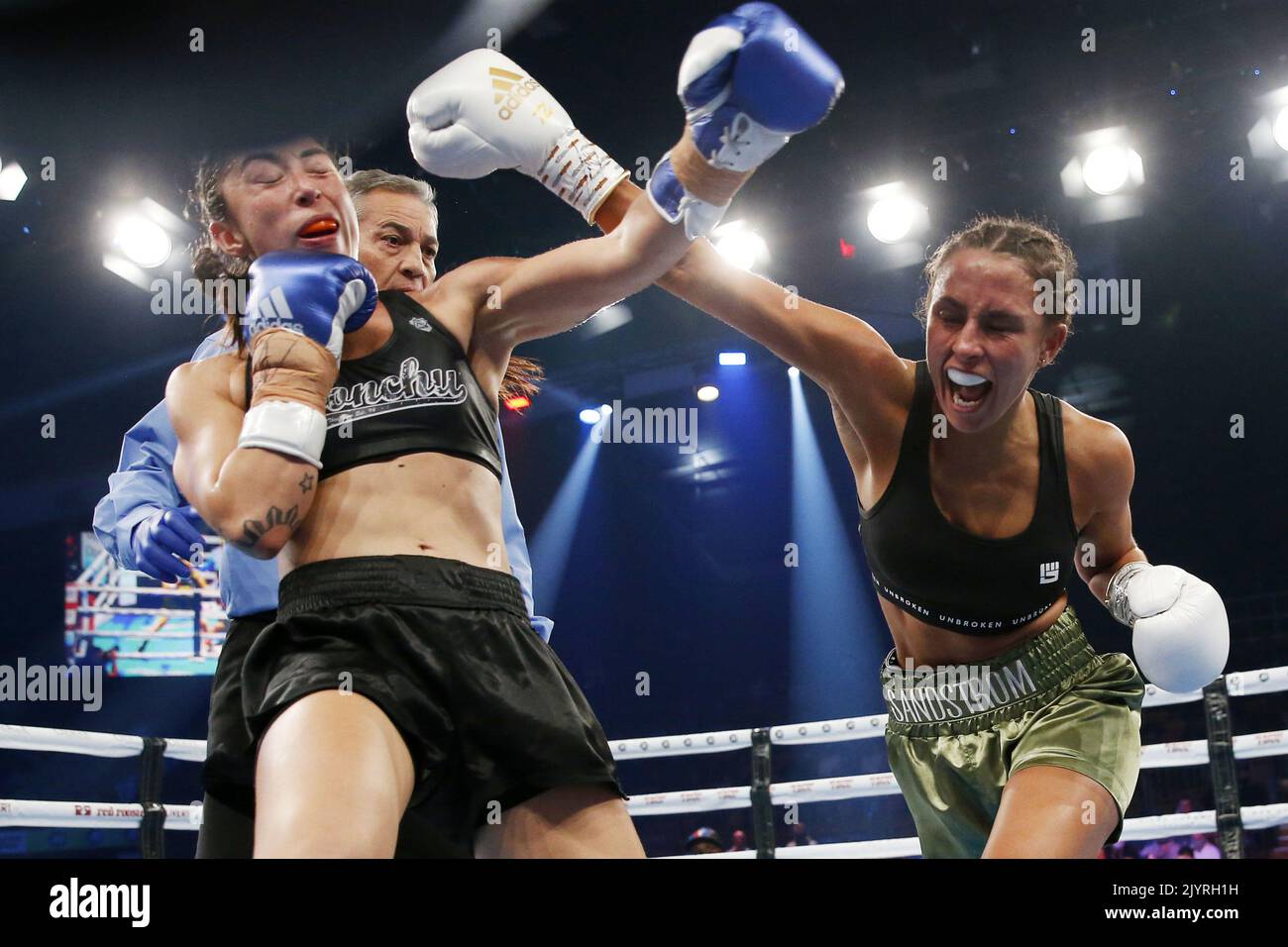 Natalie Hills and Linn Sandstrom their undercard bout, before the ...