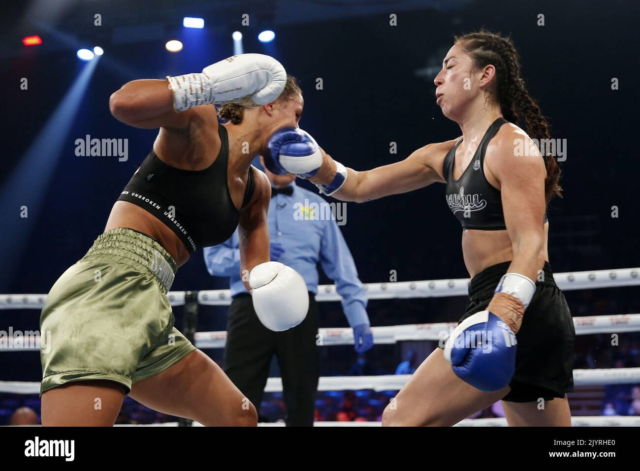 Linn Sandstrom and Natalie Hills during their undercard super flyweight ...