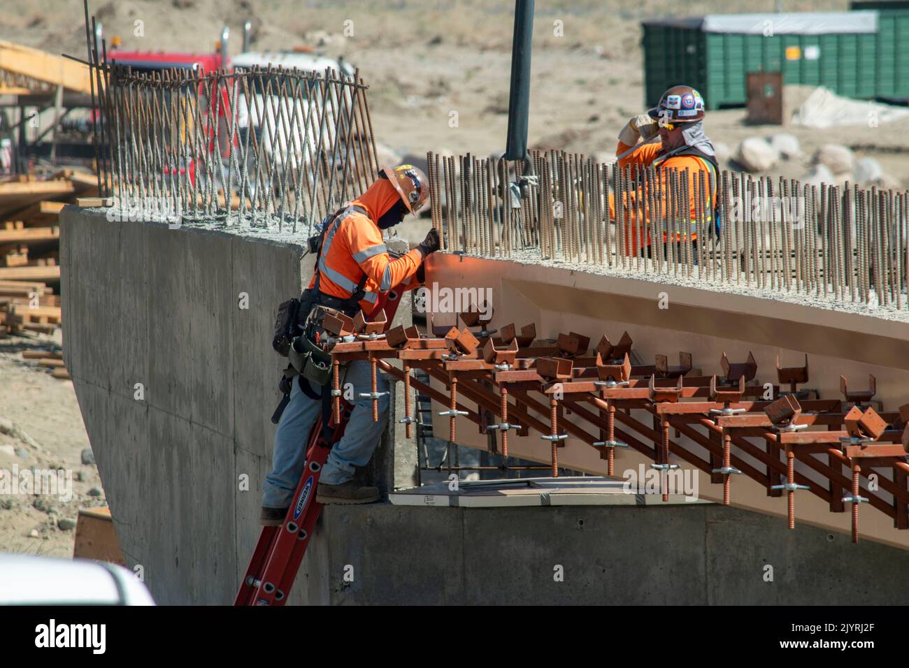 Caltrans building los angeles hi-res stock photography and images - Alamy