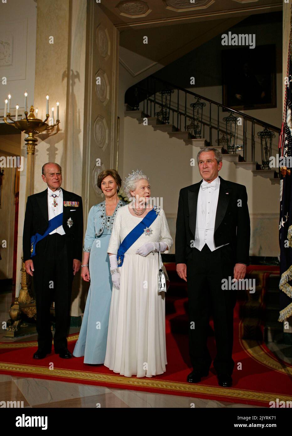 Queen Elizabeth II of the United Kingdom and President George W. Bush ...