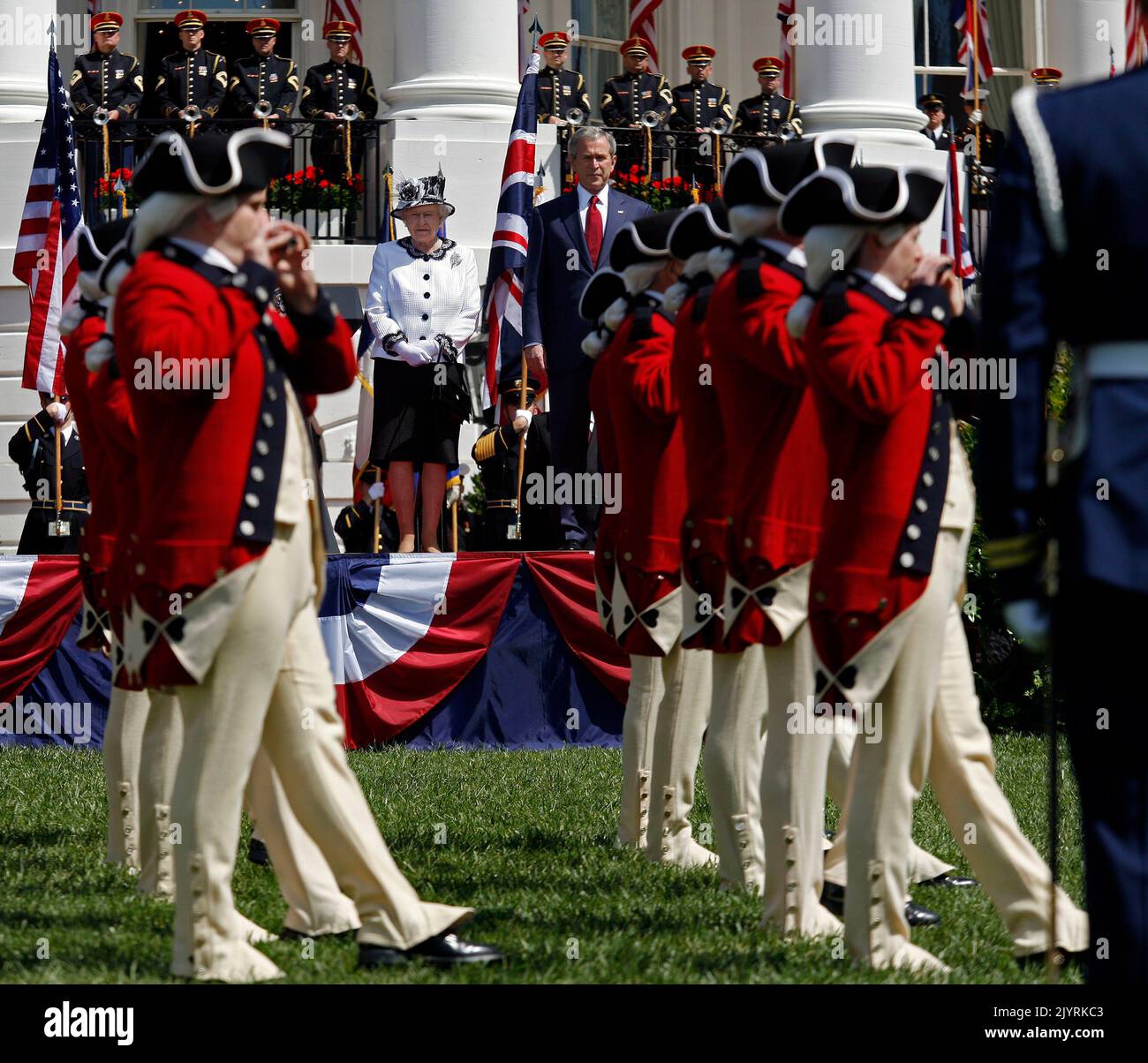Queen Elizabeth II of the United Kingdom and President George W. Bush ...