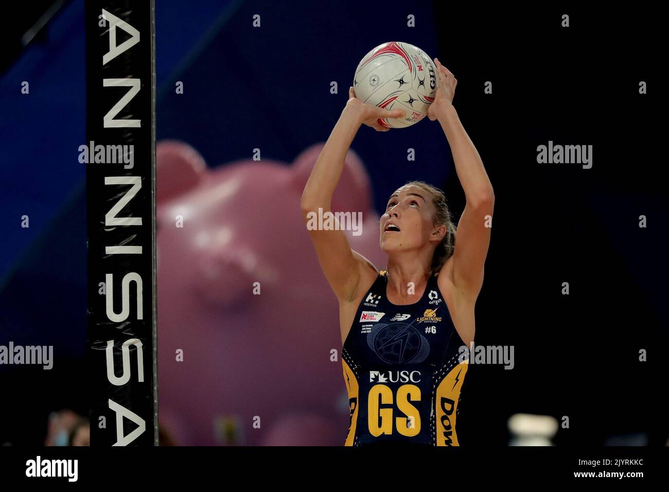Cara Koenen of the Lightning prepares to shoot during the Super Netball ...