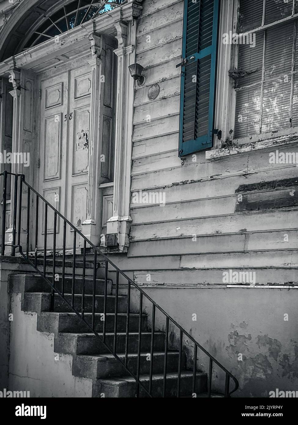 Vintage facade in USA Stock Photo - Alamy