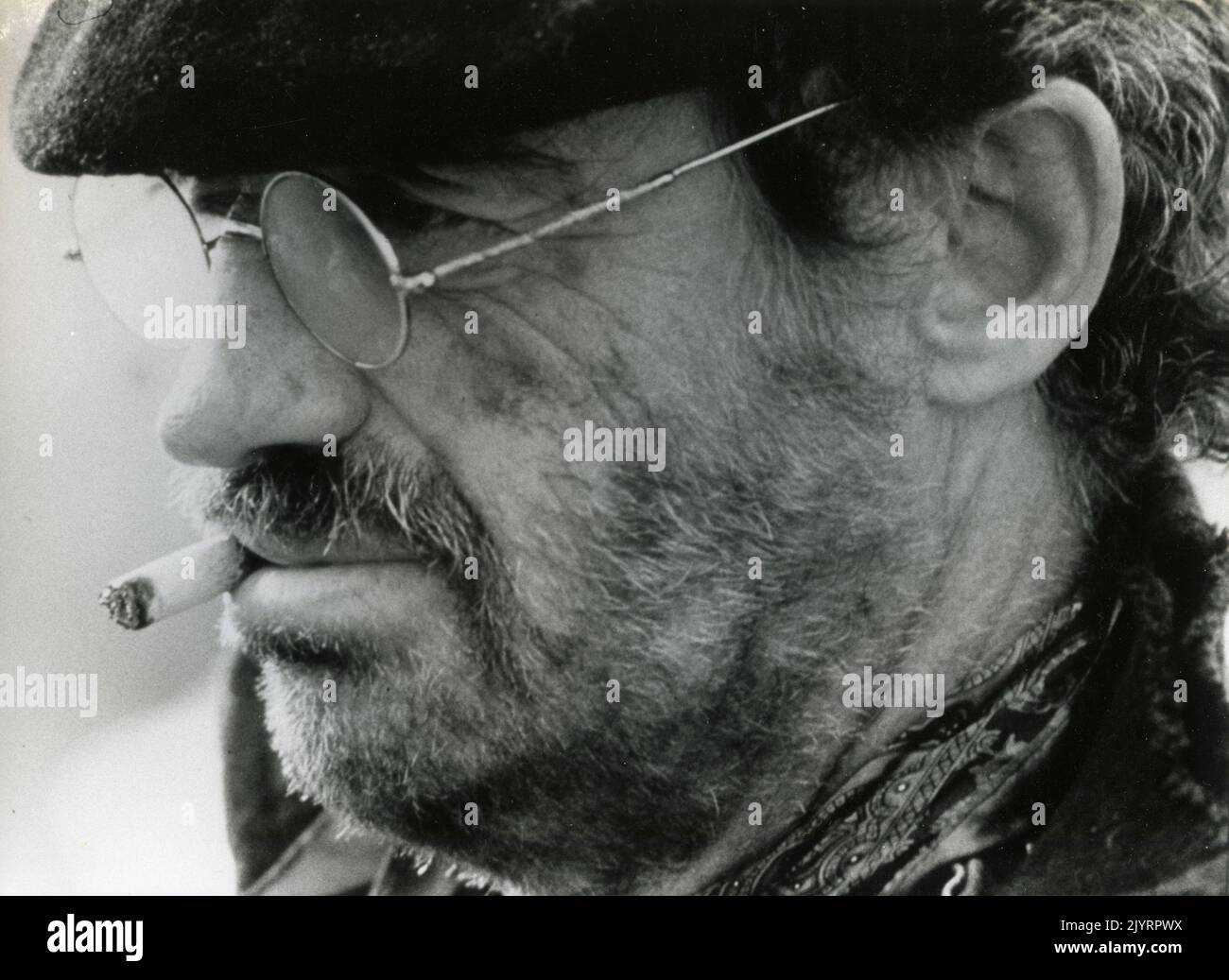 Does Josh Hutcherson Smoke Cigarettes