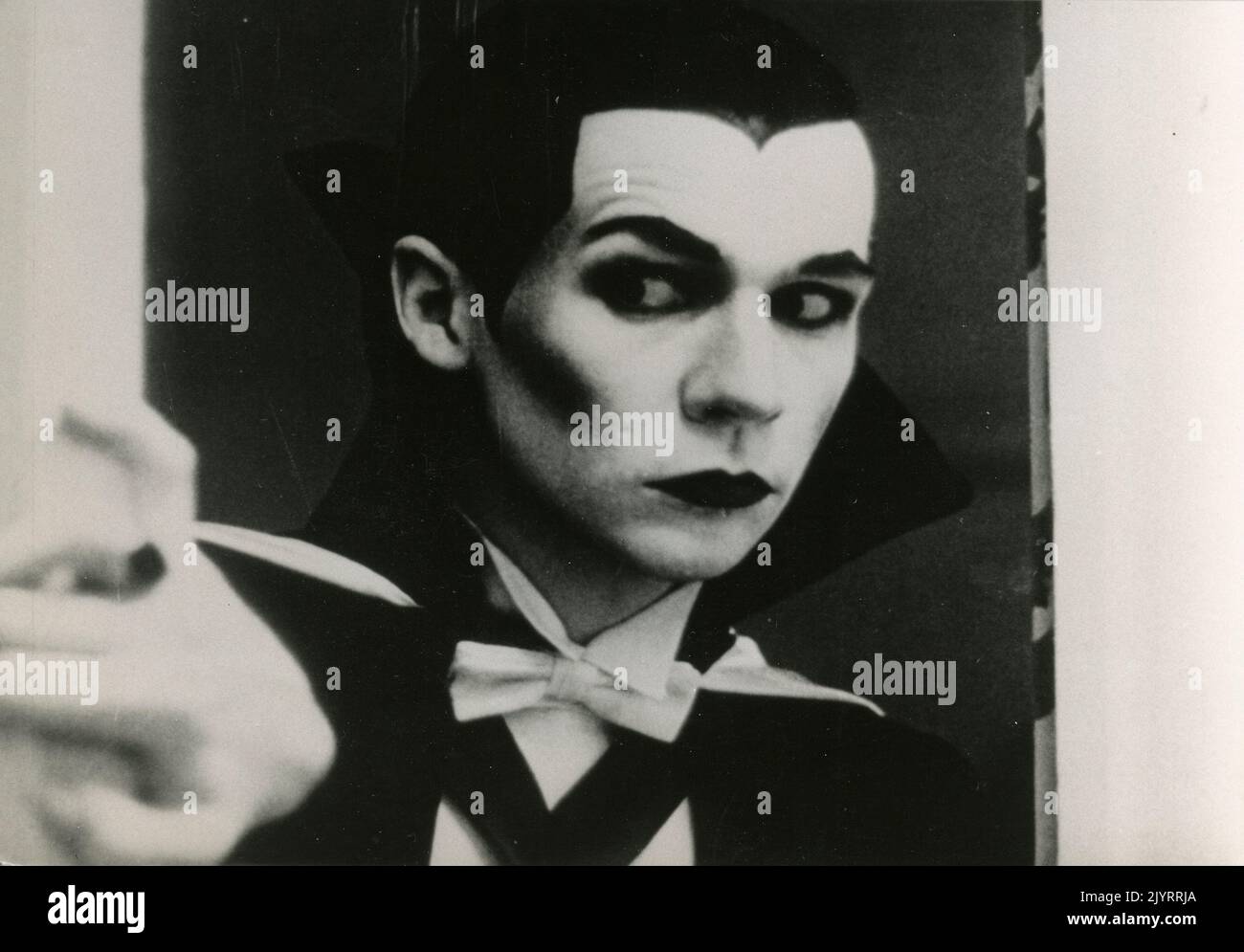 Fade to black 1980 hi-res stock photography and images - Alamy