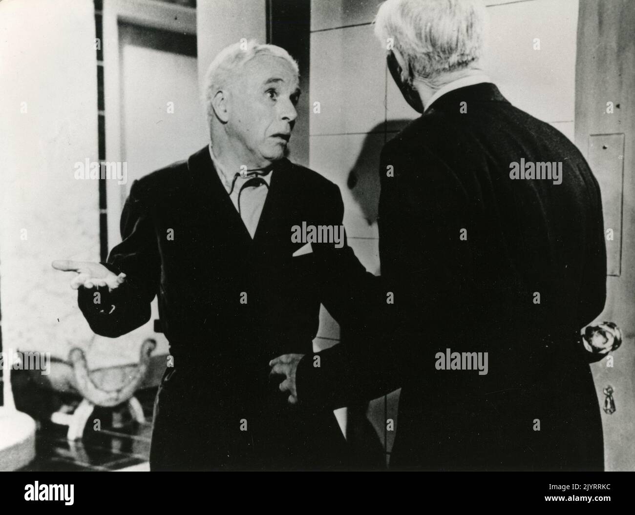 Charlie chaplin in hi-res stock photography and images - Alamy