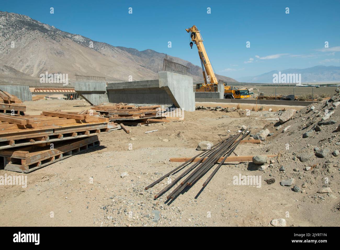 This road project near Olancha in Inyo County, CA, USA is building a ...