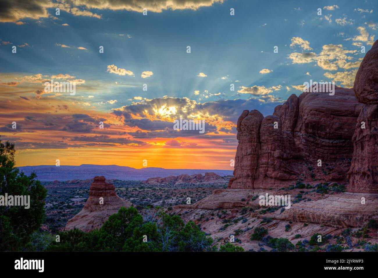 Desert sunset from the Garden of Eden in Arches National Park, Moab ...