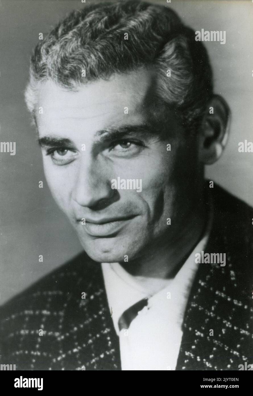 The film the beach hi-res stock photography and images - Alamy