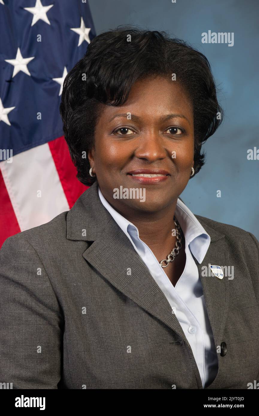 Official portrait of Laura Farrior, Deputy Assistant Inspector General ...
