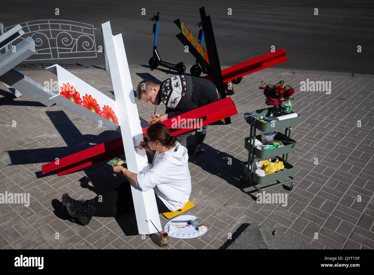 Anti tank hedgehog hi-res stock photography and images - Alamy