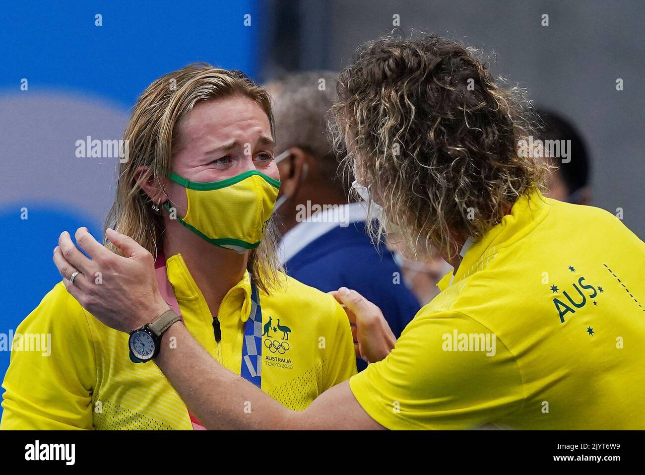 Ariarne Titmus of Australia reacts as she talks with her coach Dean ...