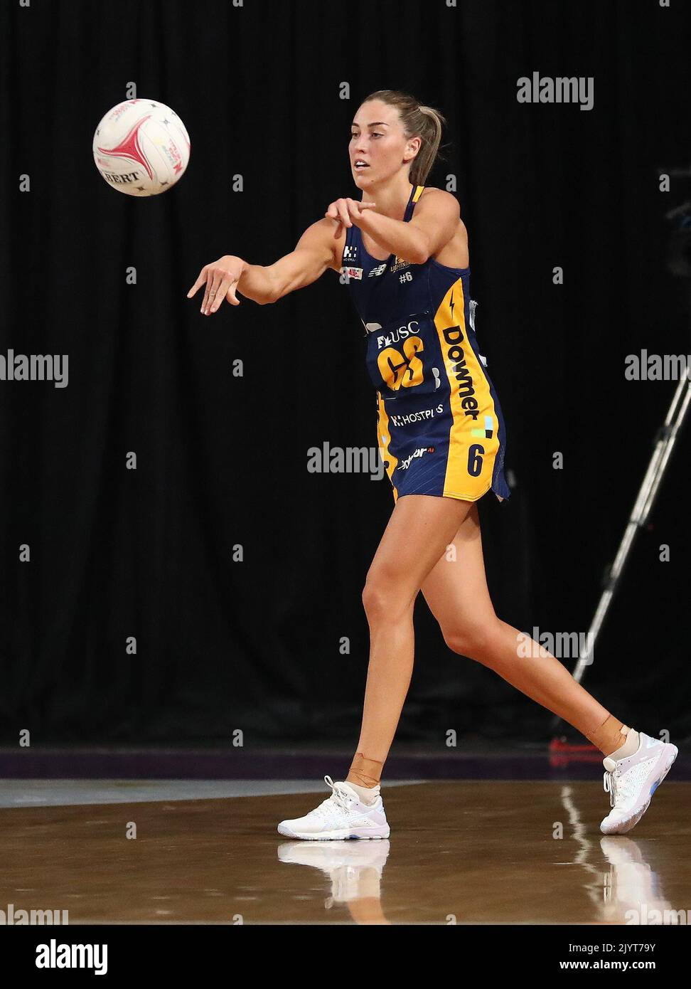 Cara Koenen of the Lightning in action during the Round 12 Super ...