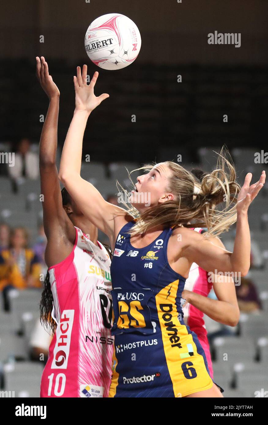 Cara Koenen of the Lightning in action during the Round 12 Super ...