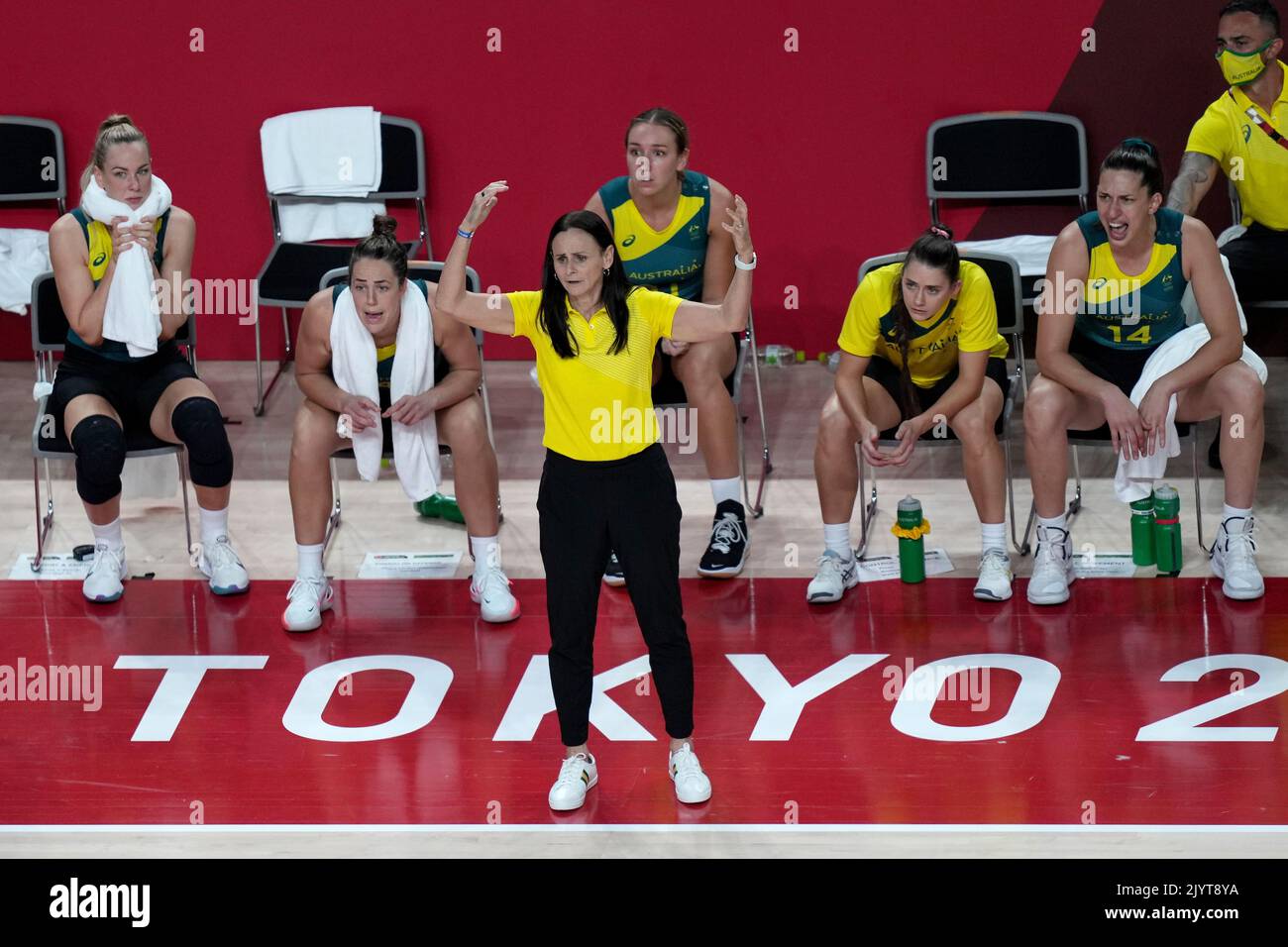 Opals coach Sandy Brondello reacts during the Women's Preliminaries ...