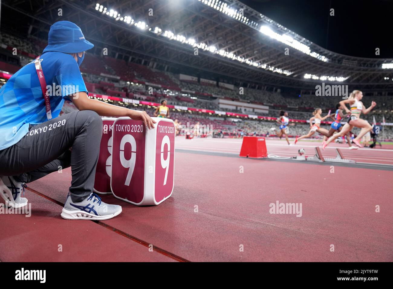 A general view during the 4 x 400m Mixed Relay Final at the Olympic ...