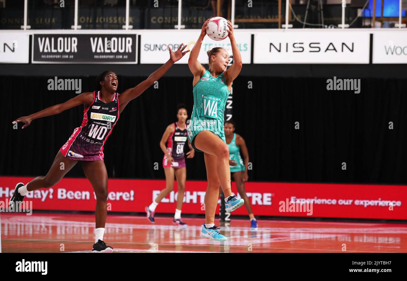 Hannah Mundy of the Vixens in action during the Super Netball Round 13 ...