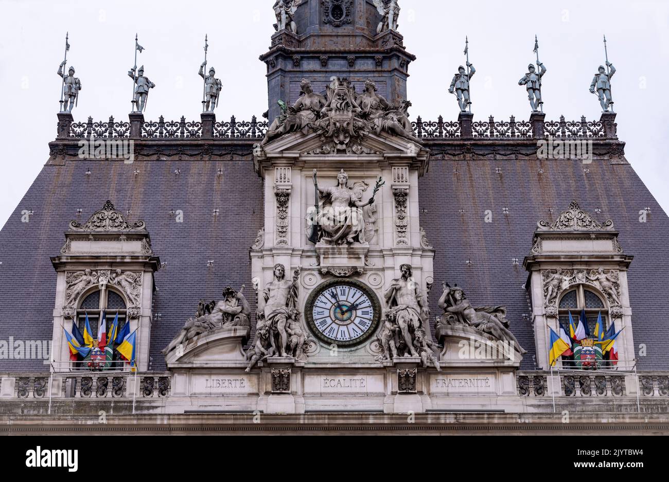 detail, The Hôtel de Ville, the city hall of Paris, France Stock Photo ...