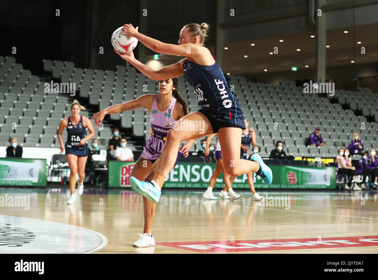 Hannah Mundy of the Vixens in action during the Round 14 Super Netball ...