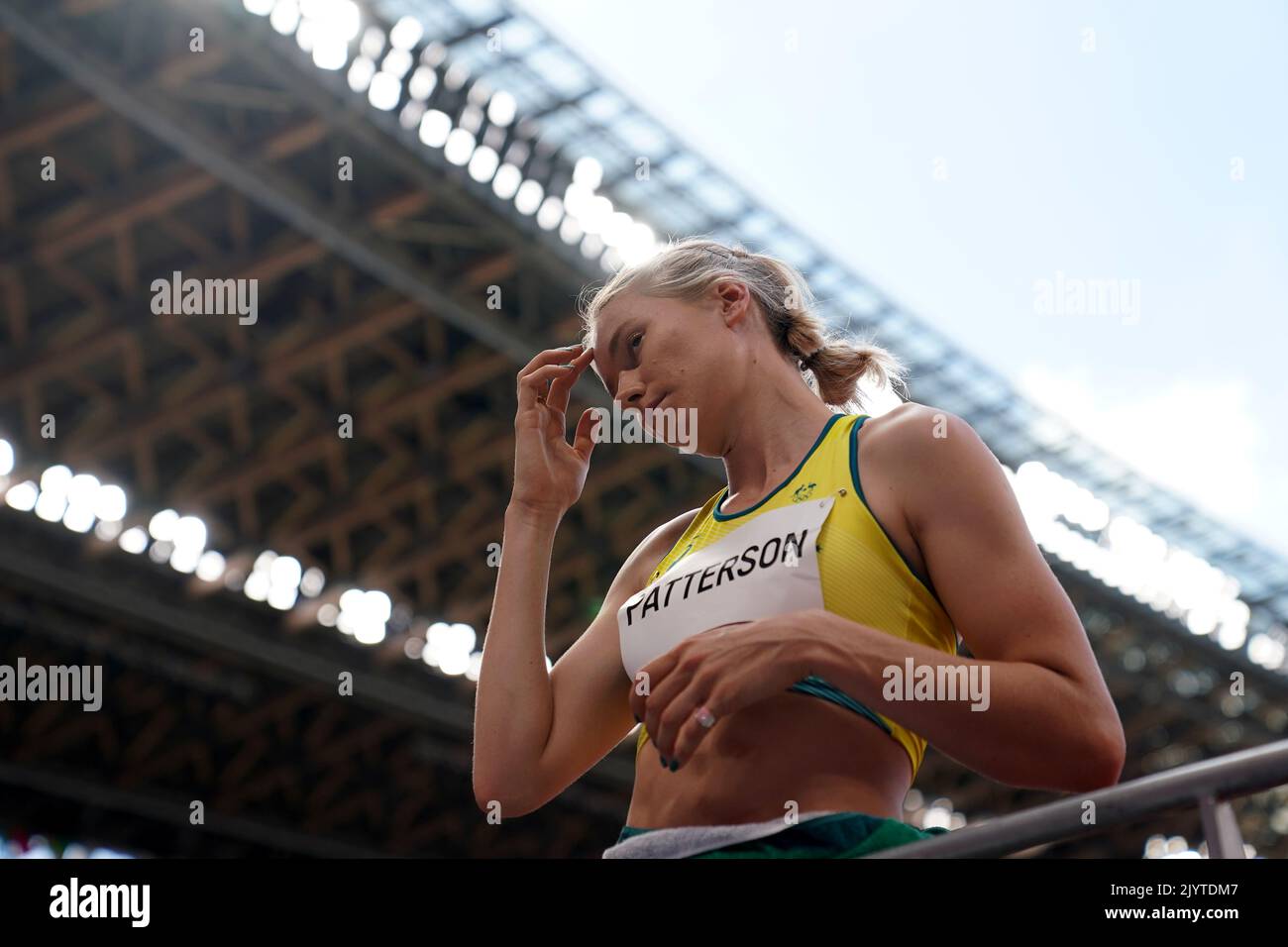 Eleanor Patterson of Australia speaks to her coaching team during the ...