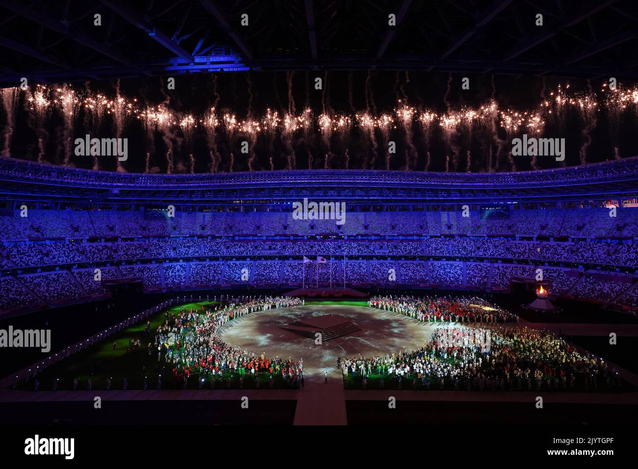 Scenes from the Closing Ceremony of the Tokyo 2020 Olympic Games at the ...