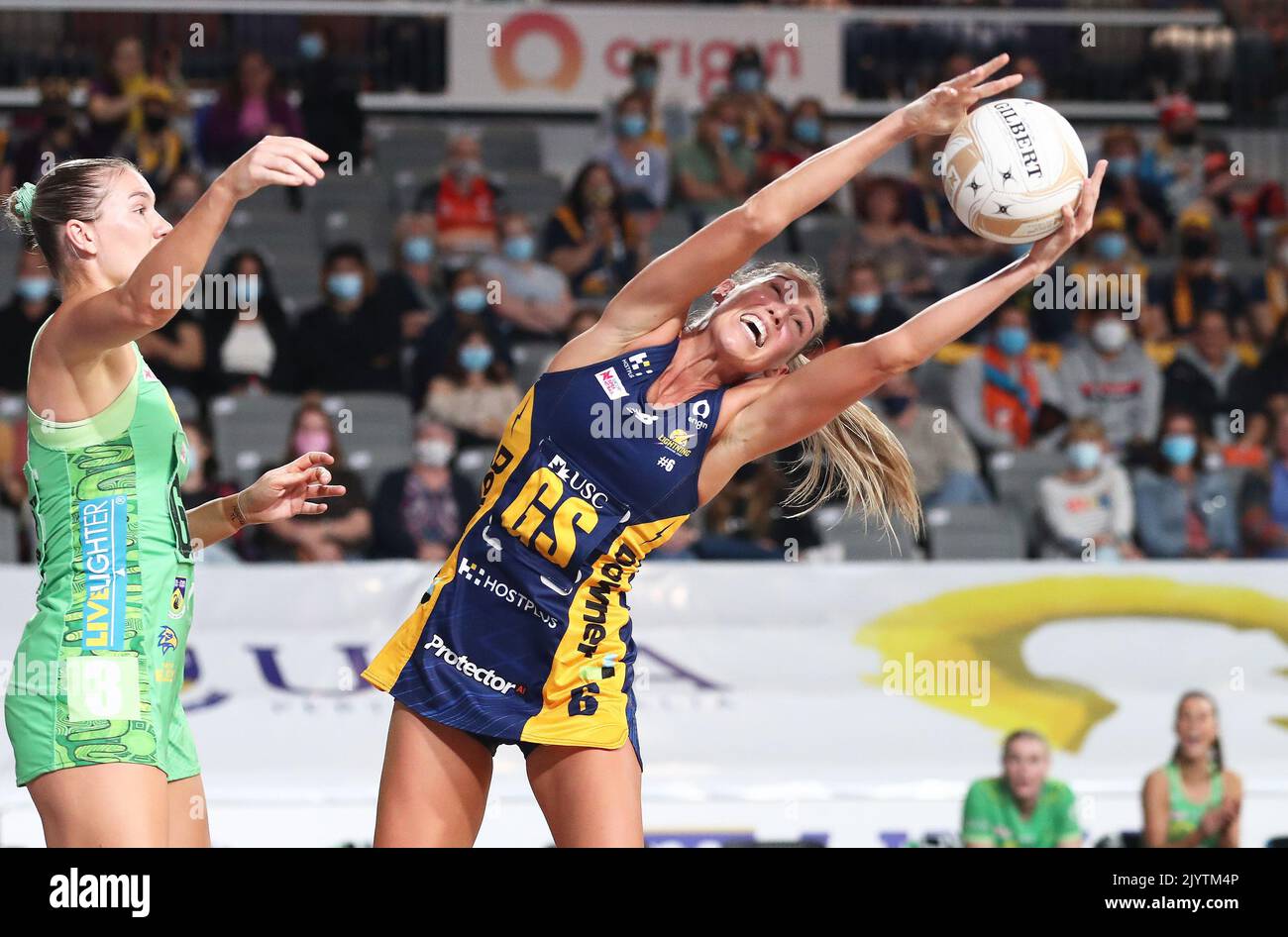Cara Koenen of the Lightning in action during the Super Netball Semi ...
