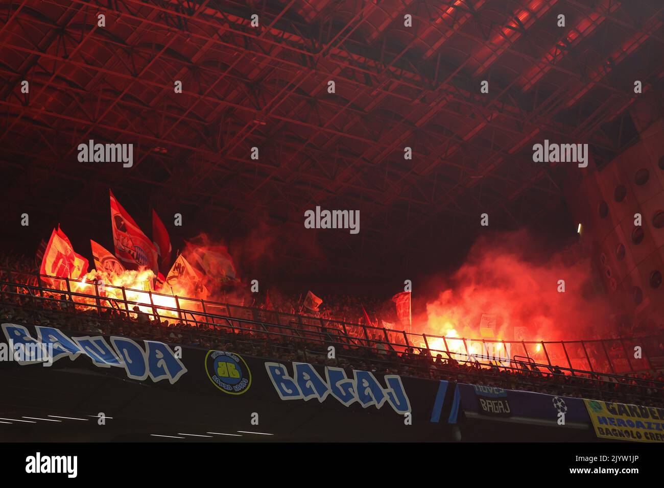 Soccer smoke bombs hi-res stock photography and images - Alamy