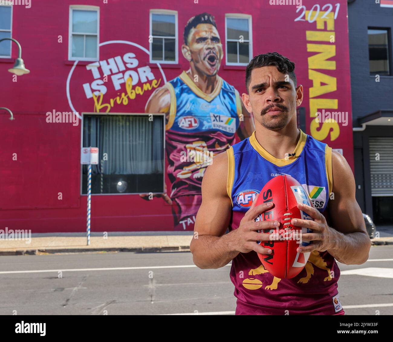 Brisbane Lions player Charlie Cameron visits mural of himself ...