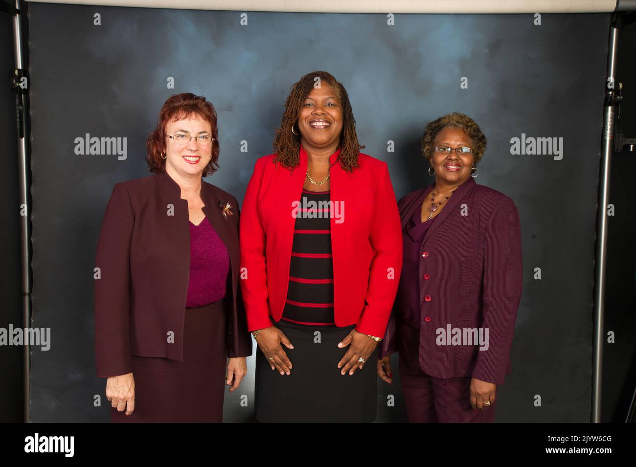 Group shot office fair hi-res stock photography and images - Alamy