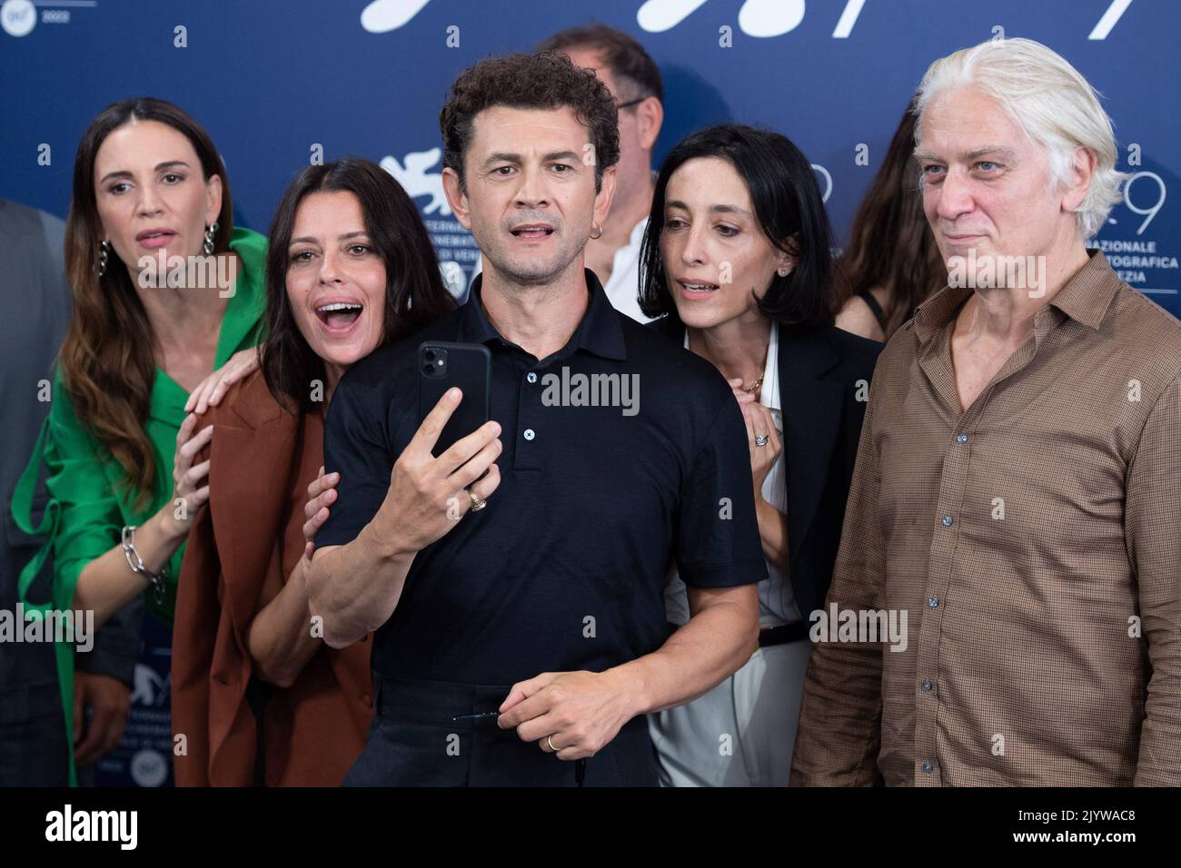 Emanuela Fanelli, Claudia Pandolfi, Vinicio Marchioni and Elena Lietti ...