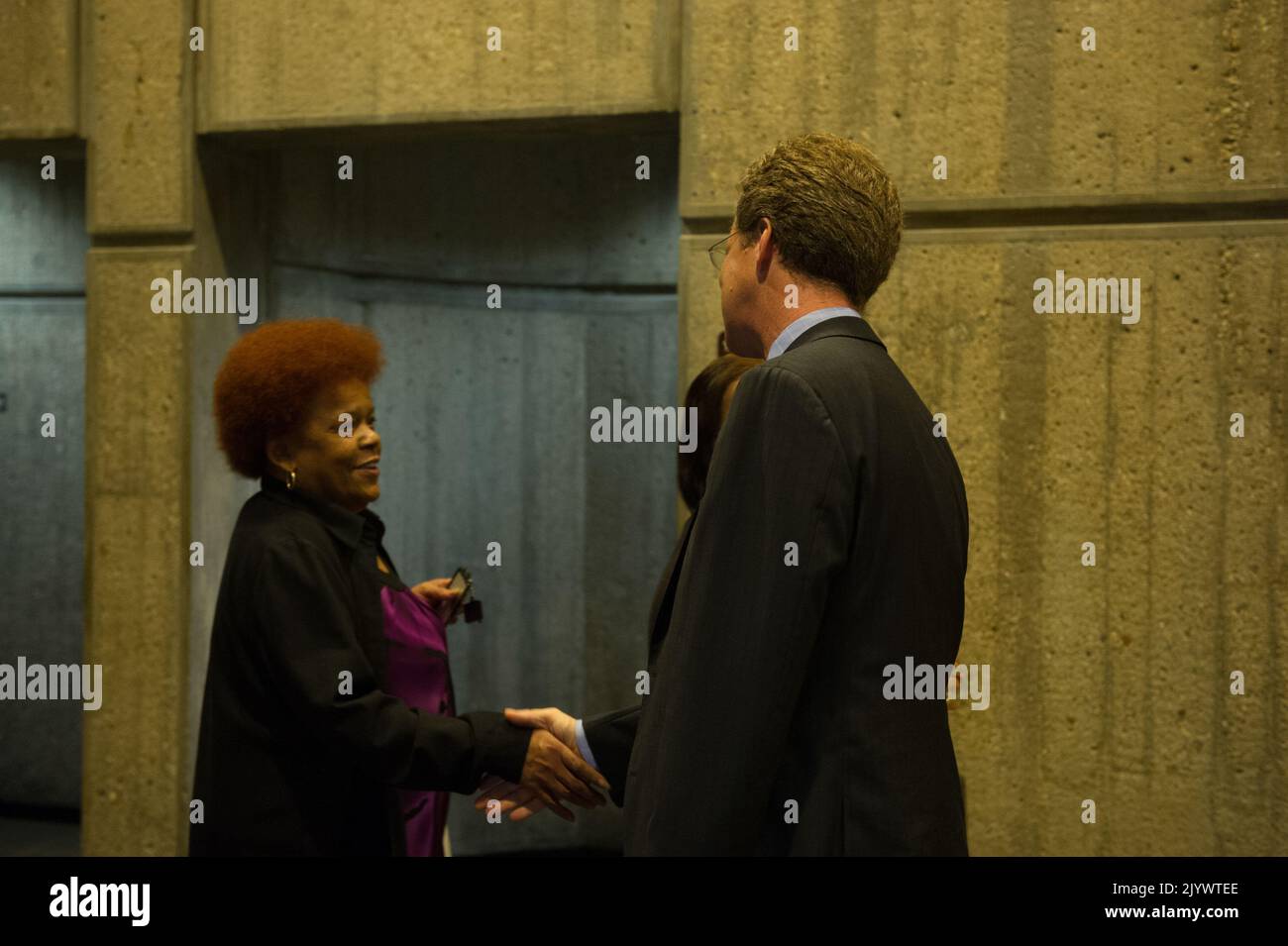 Welcome back employees hi-res stock photography and images - Alamy