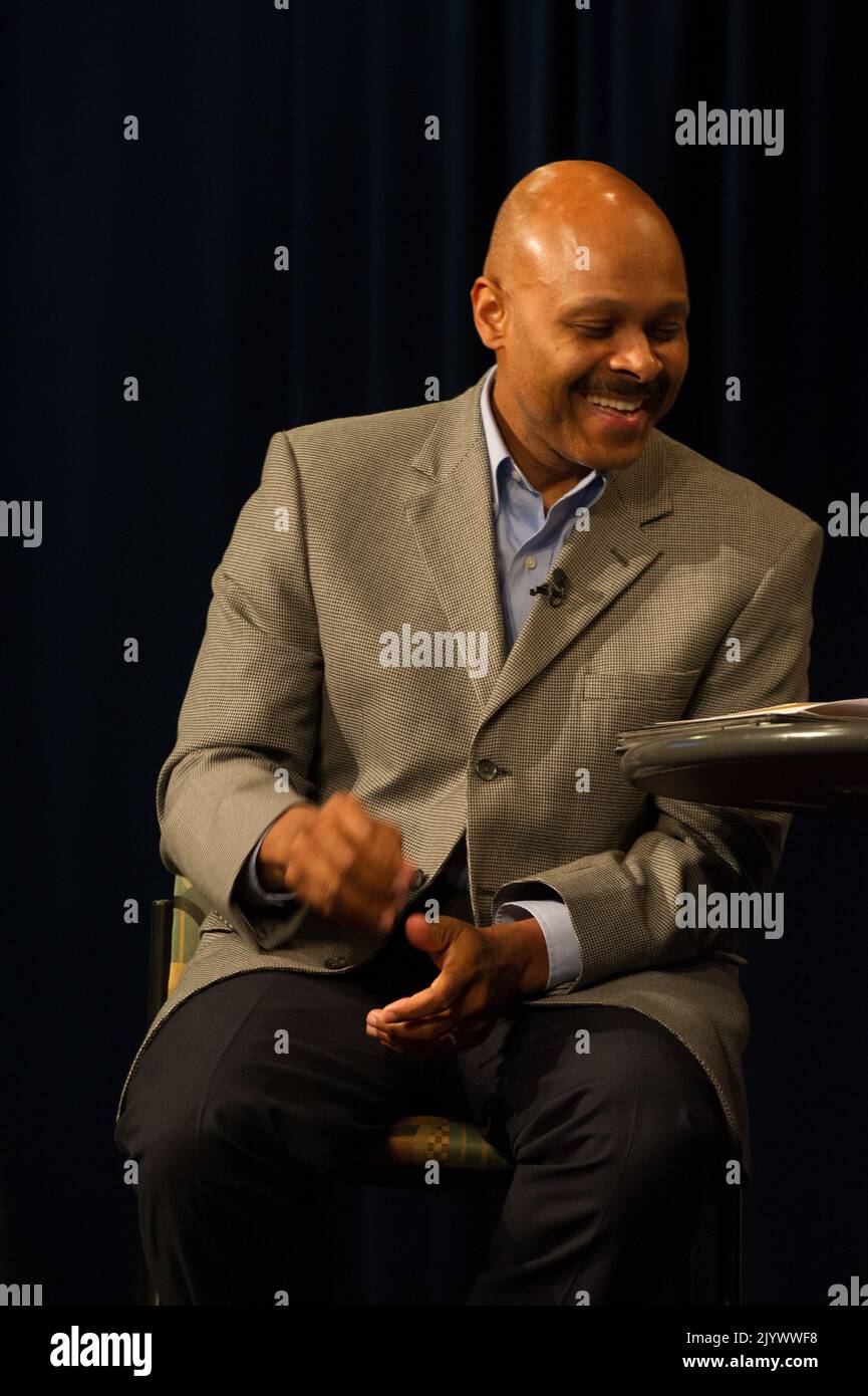 Welcome Back Town Hall Meeting, on impact of October 1-16, 2013 federal ...