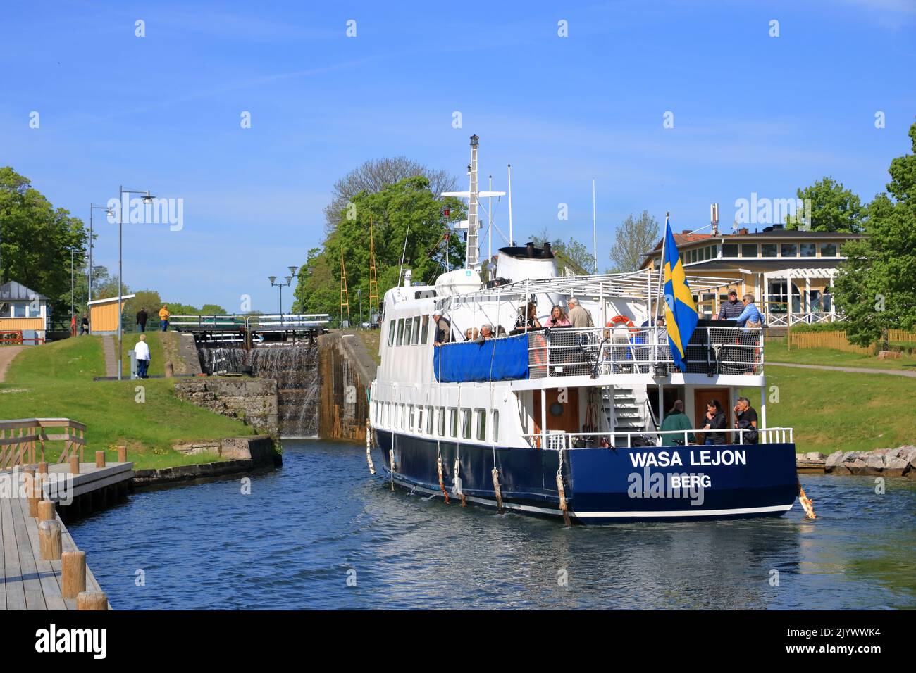 Lake roxen hi-res stock photography and images - Alamy