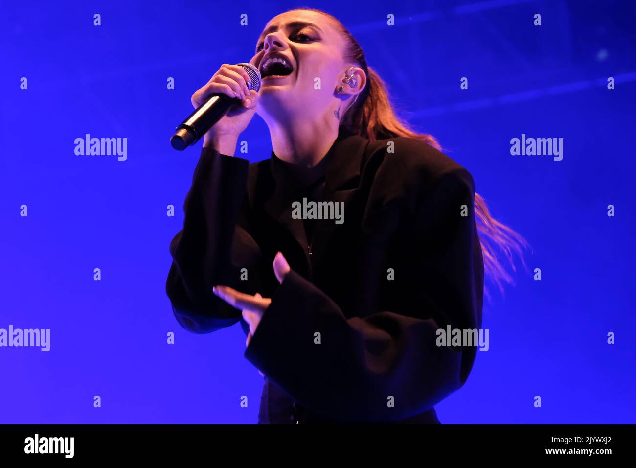 Verona, Italy. 7th September 2022. The italian singer Annalisa Scarrone ...