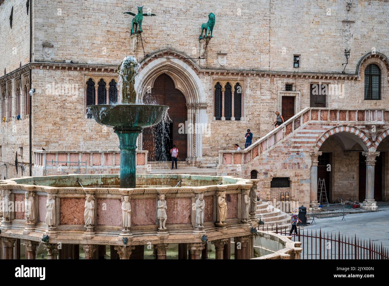 Perugia. Art of the palaces and churches of the medieval historic ...