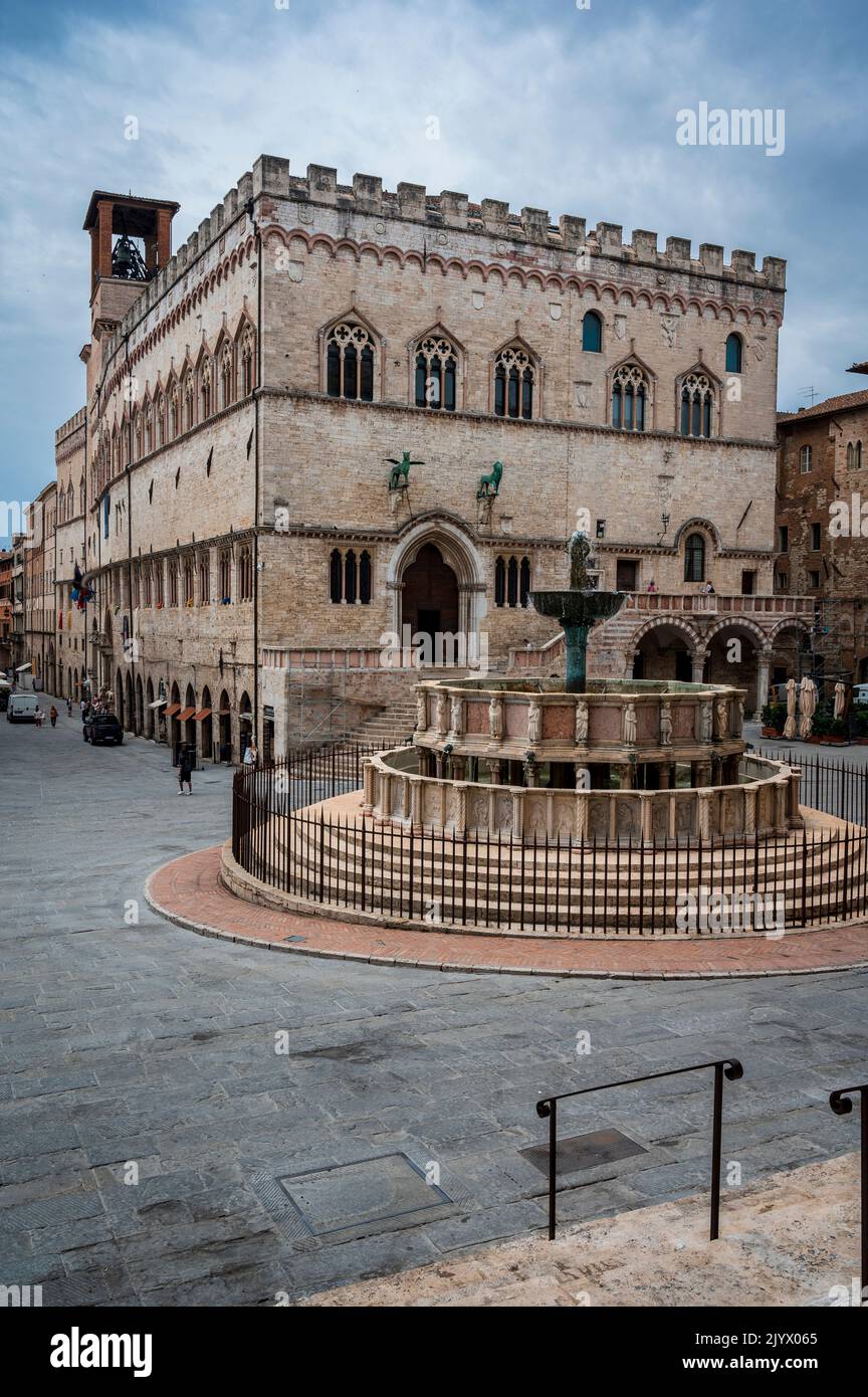 Perugia. Art of the palaces and churches of the medieval historic ...