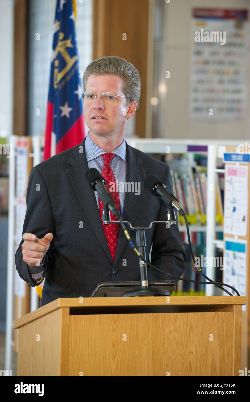 Visit of Secretary Shaun Donovan to Atlanta, Georgia for tour of the ...