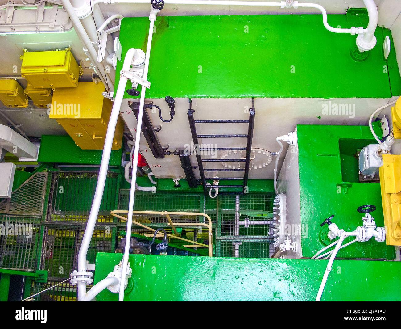 Details equipment anchor dock port harbor handlebar mast architecture ...