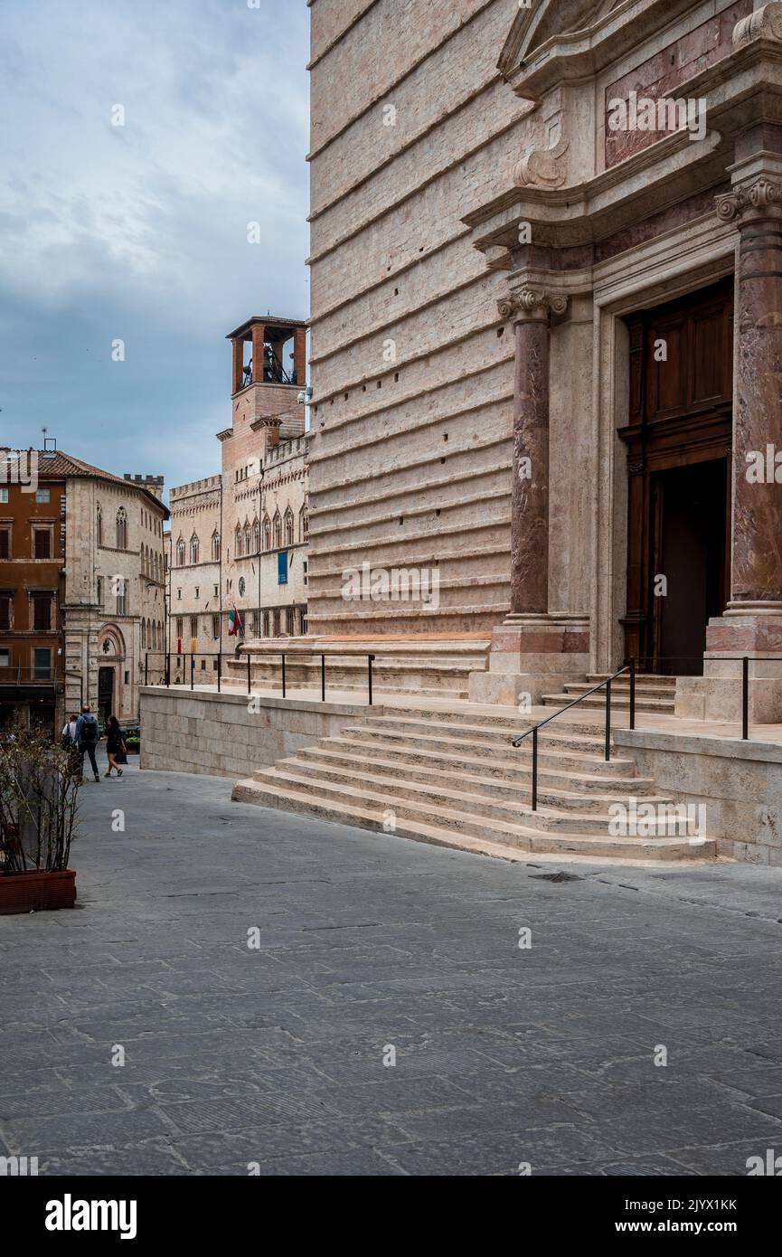Perugia. Art of the palaces and churches of the medieval historic ...