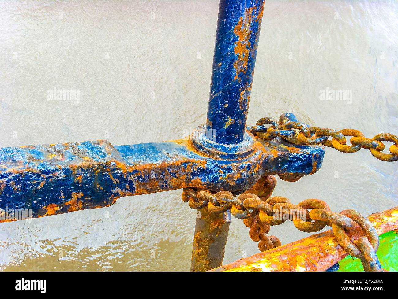 Details equipment anchor dock port harbor handlebar mast architecture ...